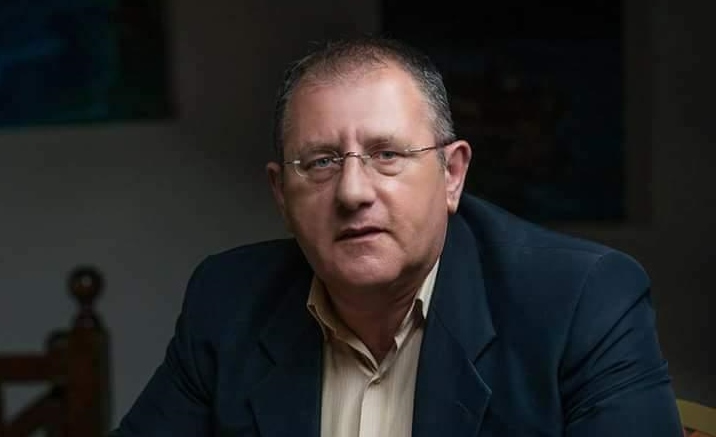 Κώστας Τάσης: Από την καταξιωμένη καριέρα στα media, στην πρώτη του ...